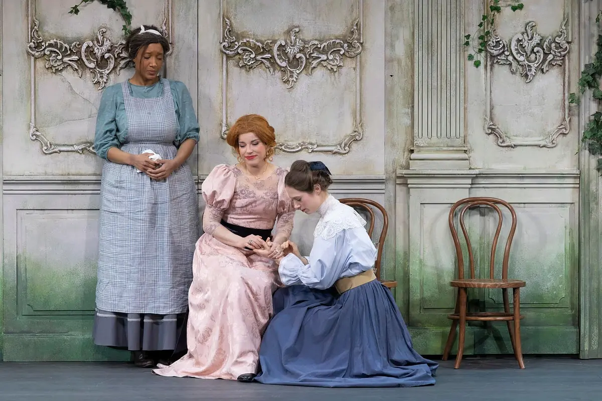 Izrades.lv | Jaunais Rīgas teātris - Mazās lapsas